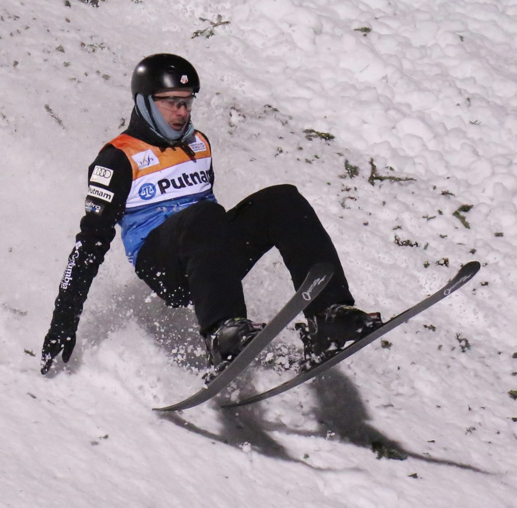 First Tracks!! Online Ski Magazine